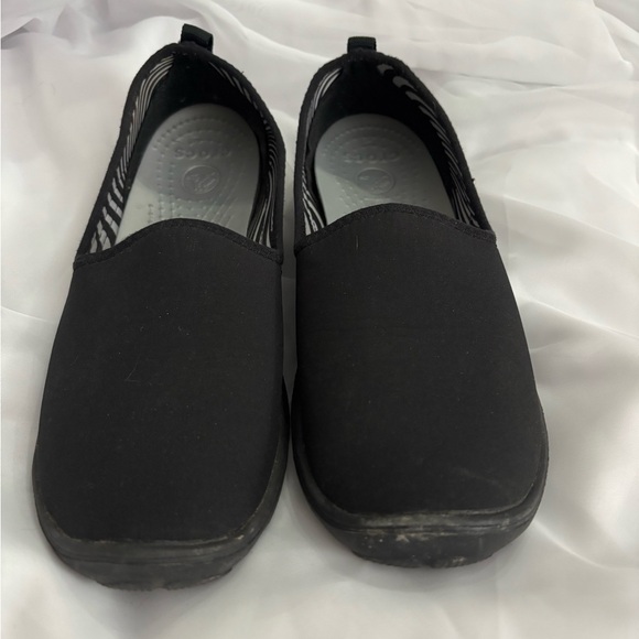 CROCS | Shoes | Comfy Stretch Crocs Black Slipon Walking Shoes | Poshmark